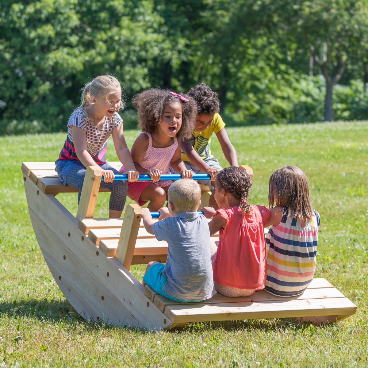 Commercial Outdoor Playsets and Playground Equipment | CedarWorks Playsets
